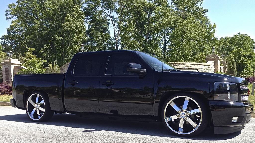 2011 Chevrolet Silverado Lowered